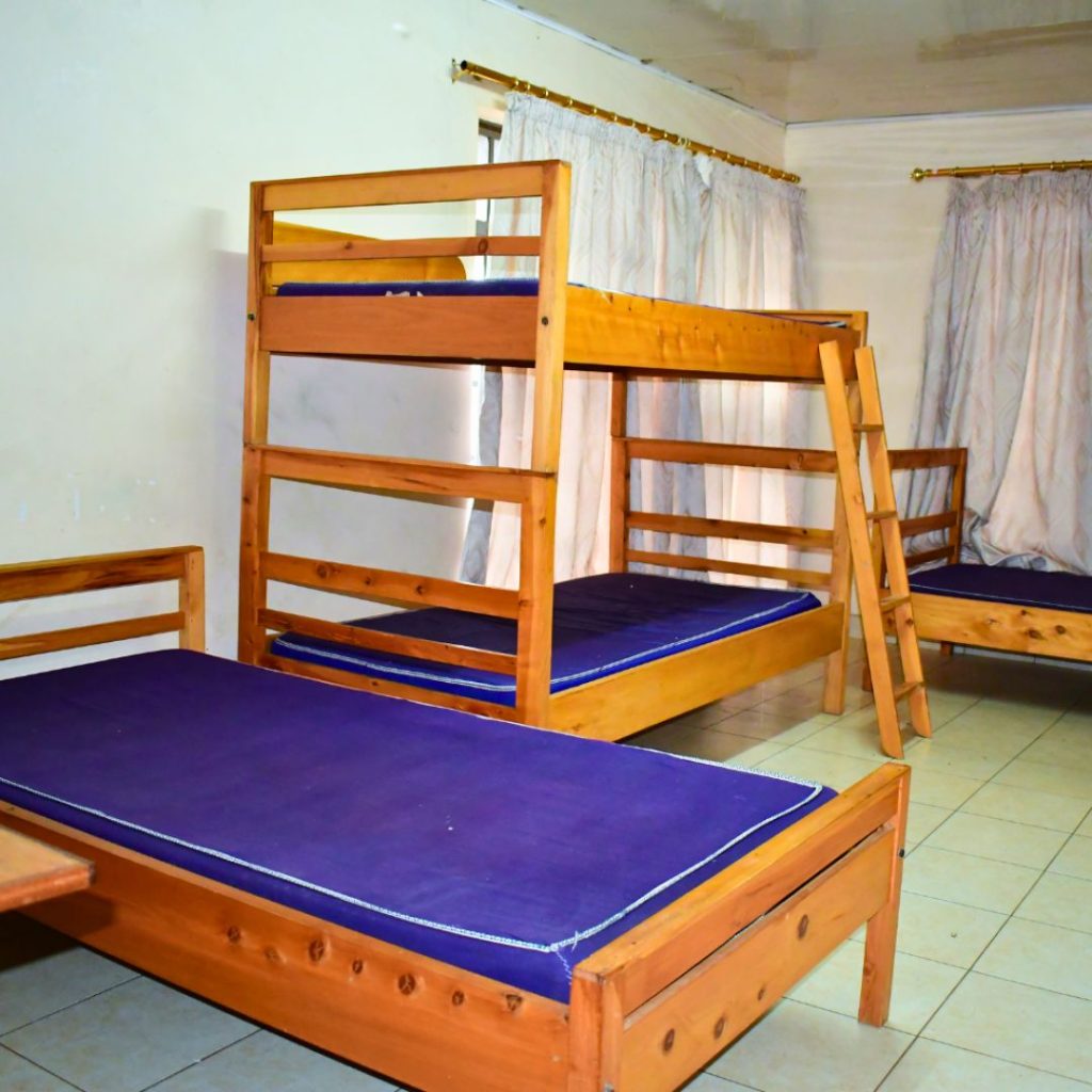 Home 1 - Elite Hostels
